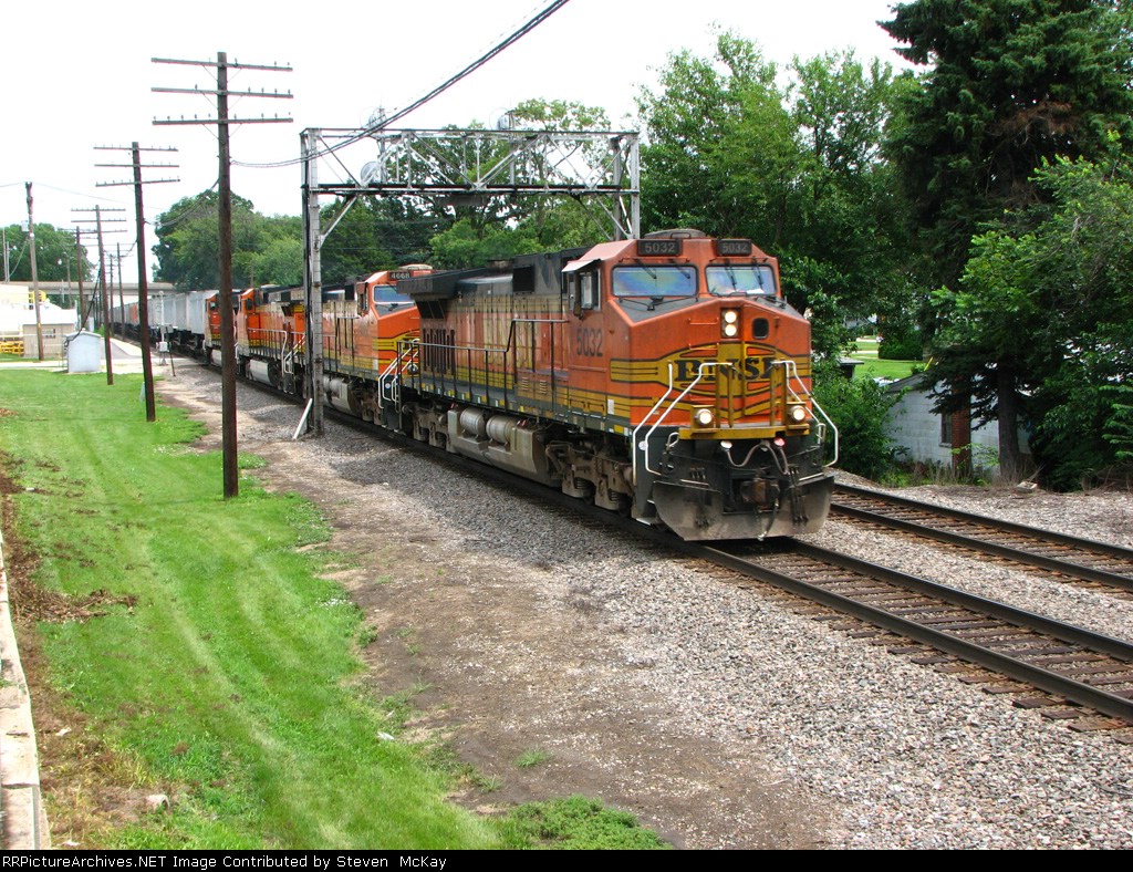 BNSF 5032